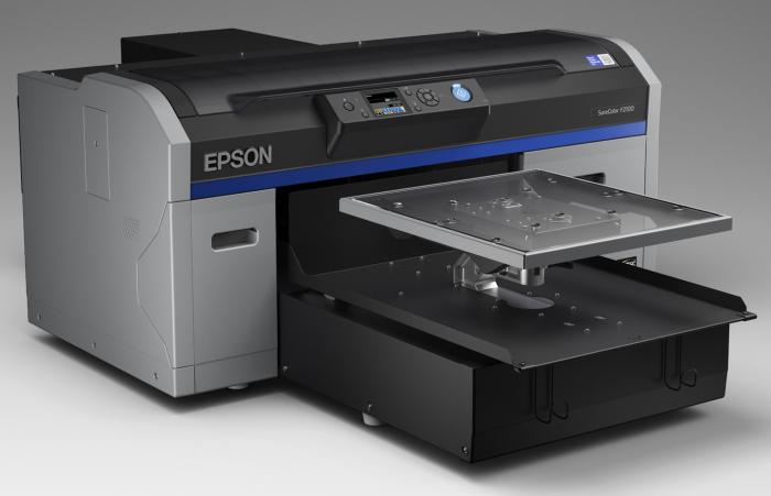 Epson SureColor F2100 поступит в продажу в марте 2018 года